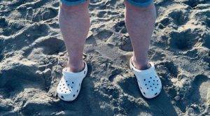 How To Shrink Crocs For Beginners, 3 Options - Flaunt Your Fashion